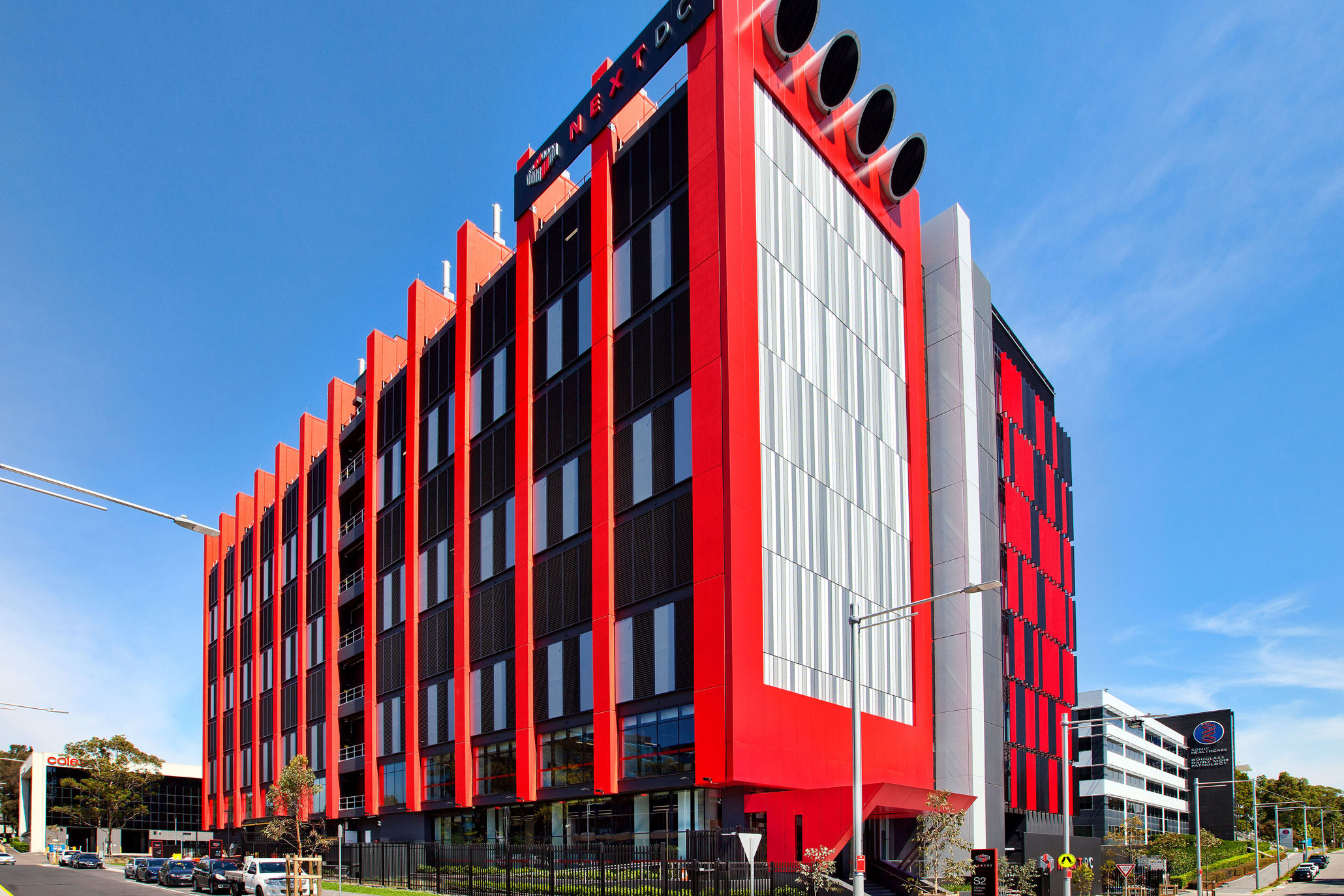 Multiplex's data centre experience | Sectors | Expertise | Multiplex