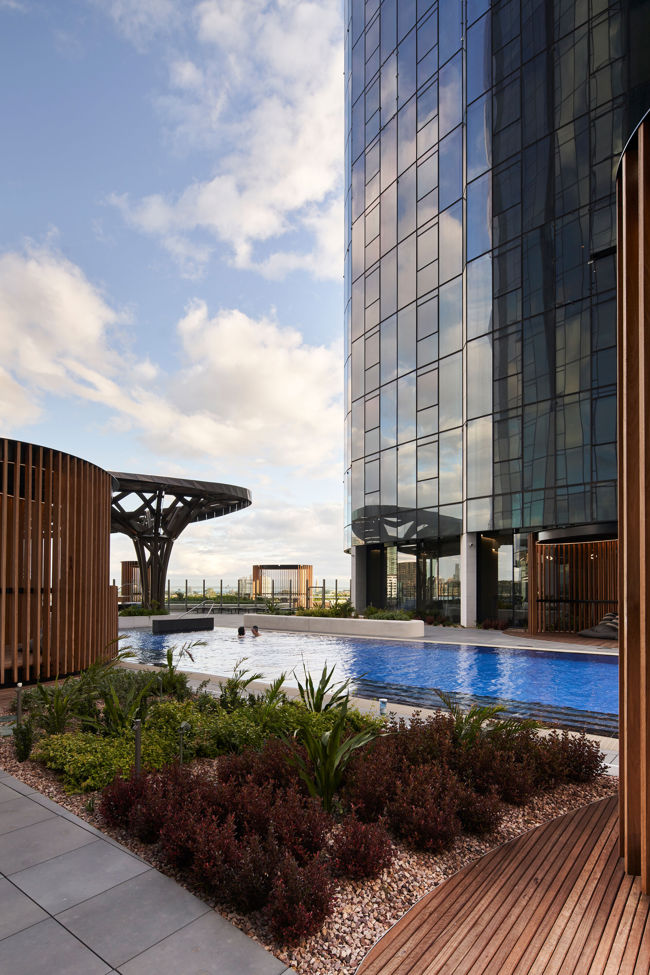 Melbourne Square | Projects | Multiplex