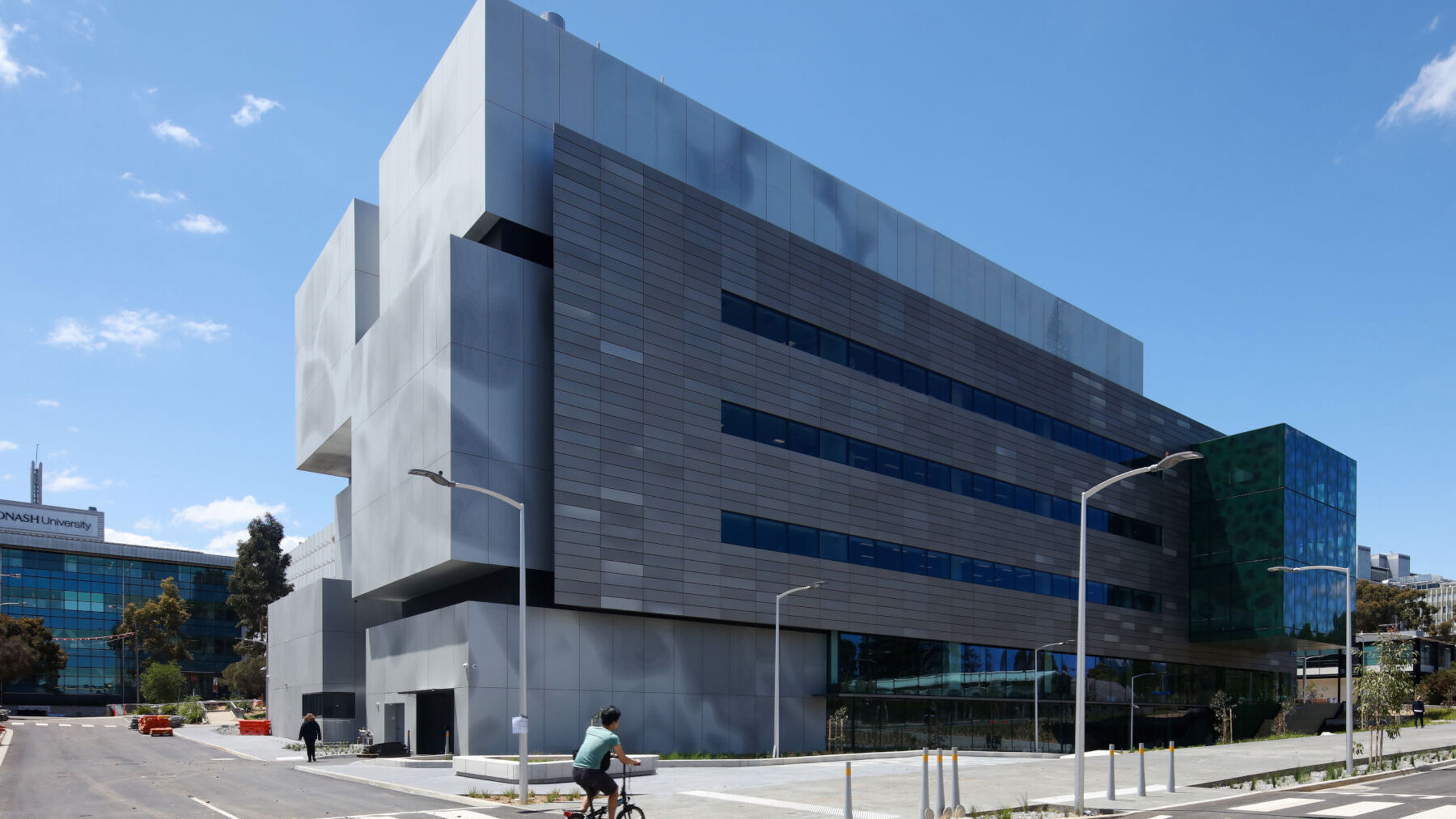 Multiplex completes new $81m biomedical facility at Monash University ...