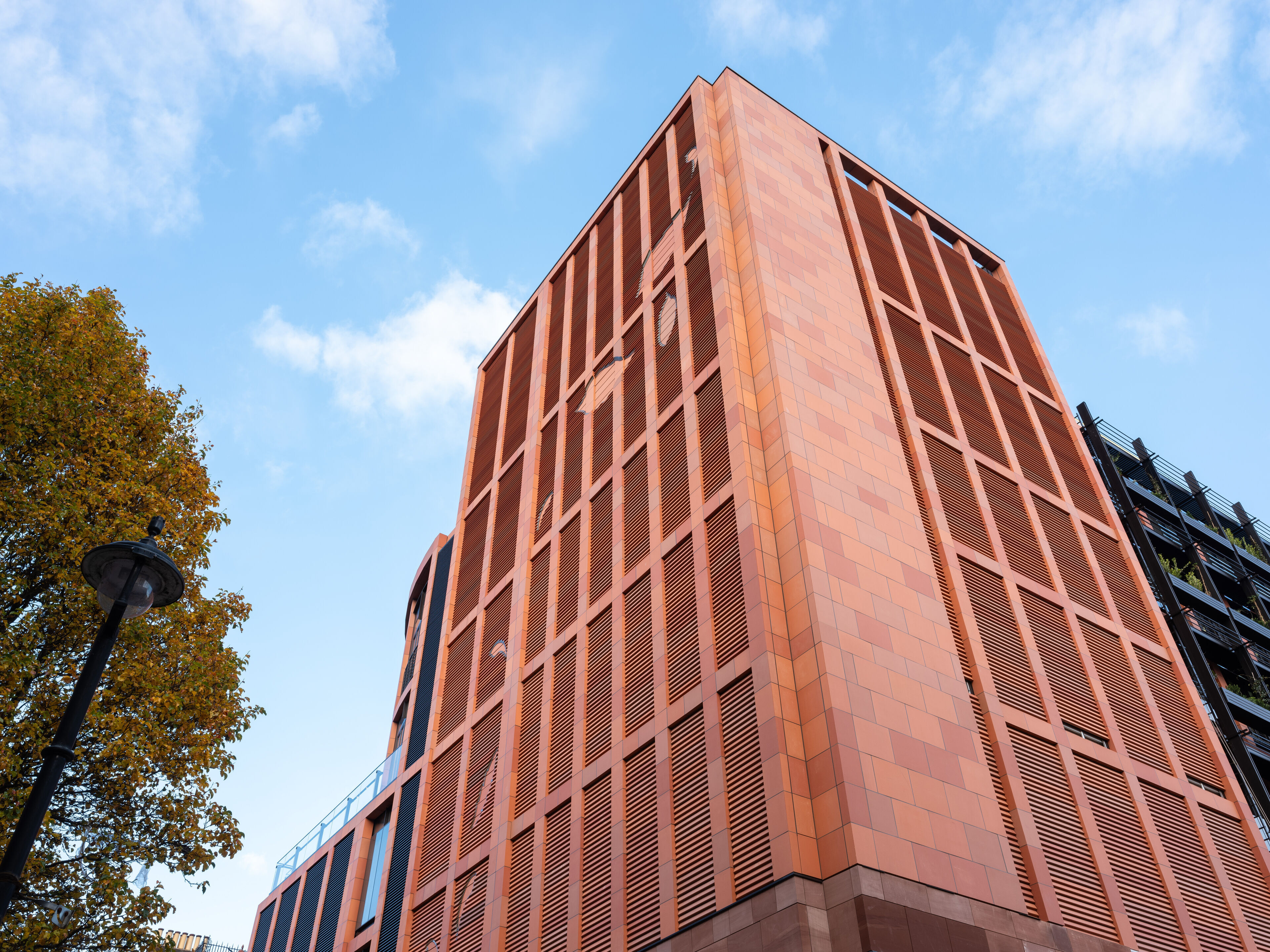 Multiplex - a leading global construction company which transforms skylines